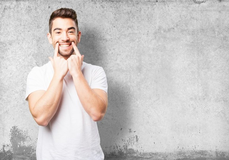Does Happiness Affect Our Health? 10 Benefits Of Being Happy - GOQii