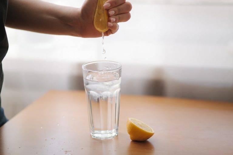 Benefits Of Drinking Lukewarm Lemon Water Every Morning - GOQii